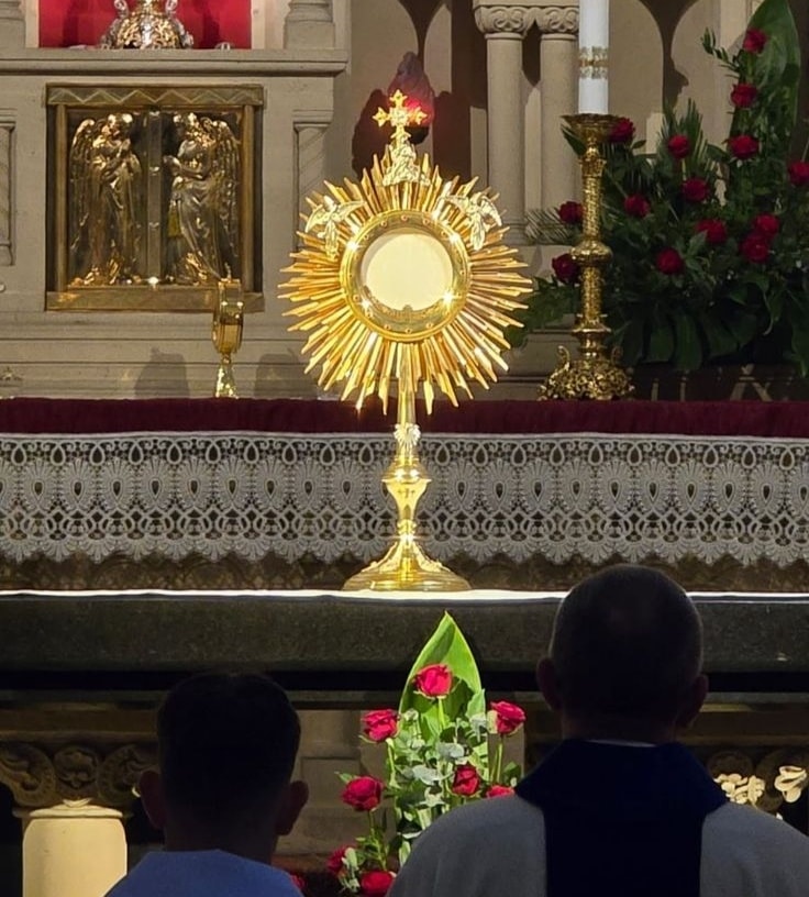 WHAT IS EUCHARISTIC ADORATION? – Nelson MCBS